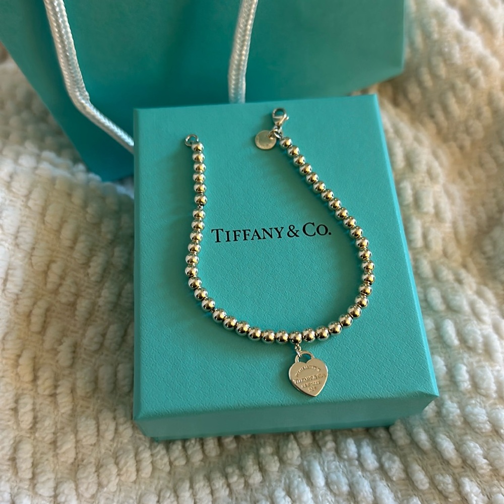 Return To Tiffany Red Heart Tag Bead Bracelet - Gem